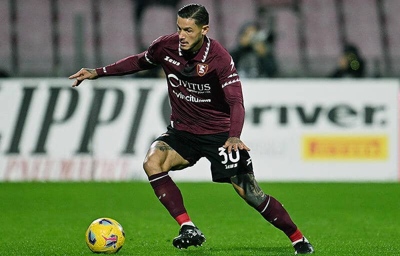 ナポリが地元出身マッツォッキをサレルニターナから獲得! サッカー スポーツブル スポブル